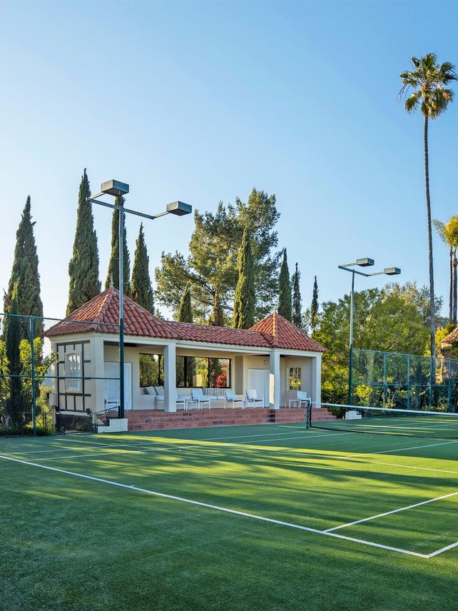 In pictures: LeBron James' near $40 million worth mansion - Sportskeeda ...