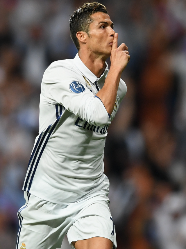 Records Held By CR7 - Sportskeeda Stories